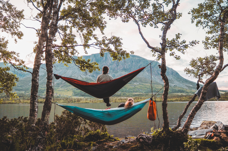 Her er tipsene til deg som vil sove ute om vinteren - Norsk Friluftsliv